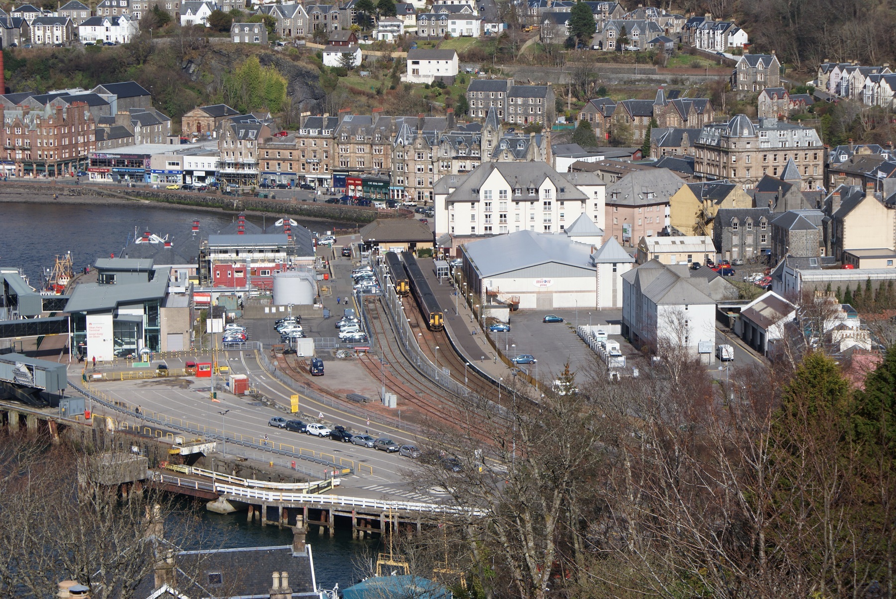 Oban Station